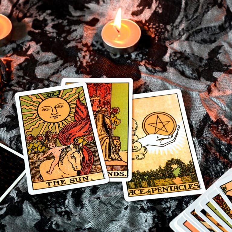 Kostenloses Online-Tarot mit Tarotkarten-Tutorial